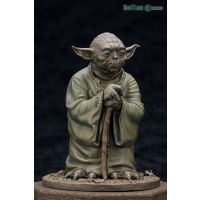 yoda statue